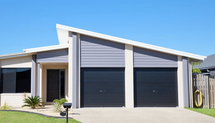 What color garage door with grey house? Best Choices